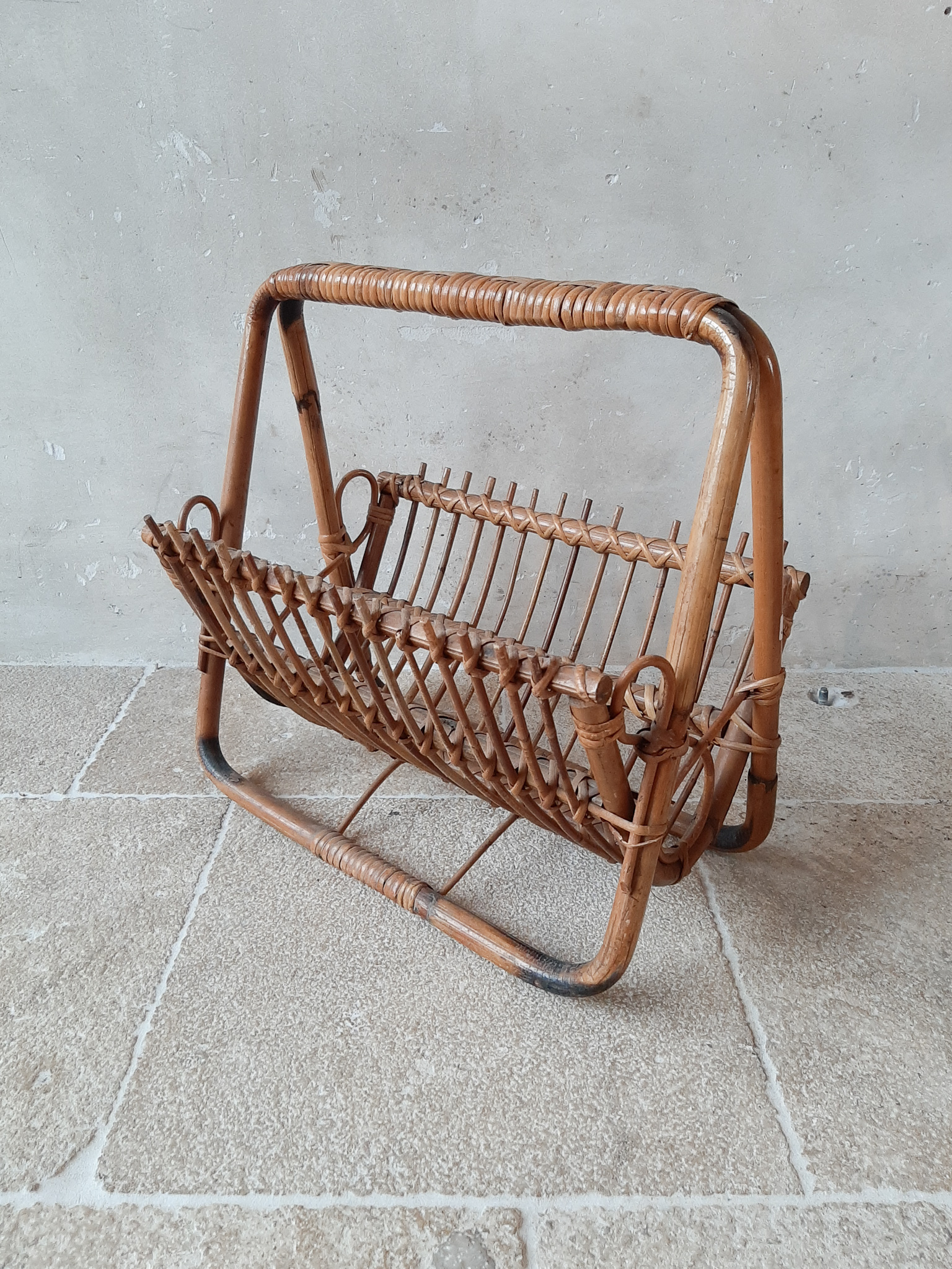 Jaren 60 rotan lectuurbak - Piet Jonker