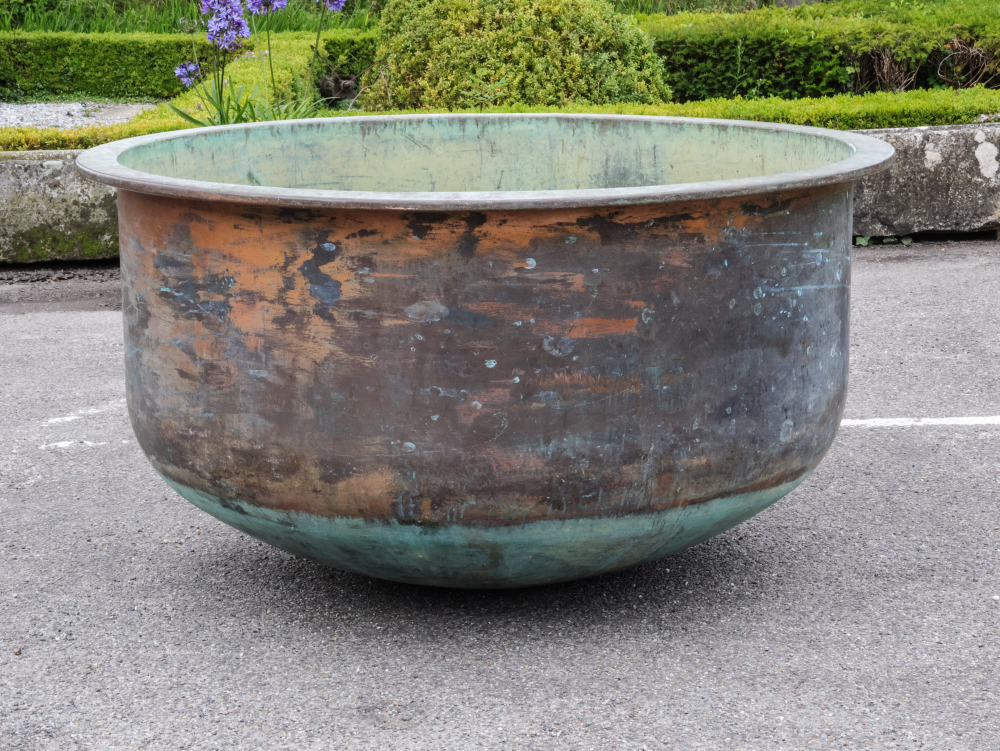 Zeer grote ronde antieke koperen bak - Piet Jonker